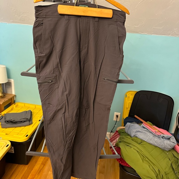 L.L. Bean | Pants | Llbean Hiker Dog Walking Pants Rock Climbing | Poshmark
